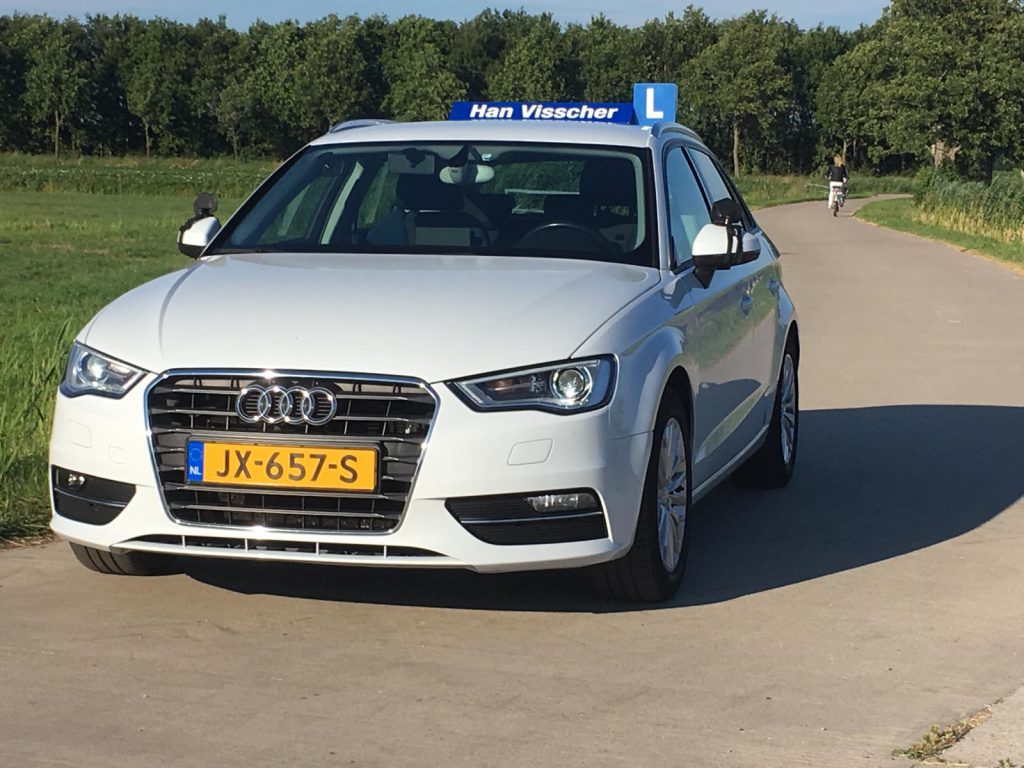 Autorijles - Auto- en Motor Rijschool Han Visscher